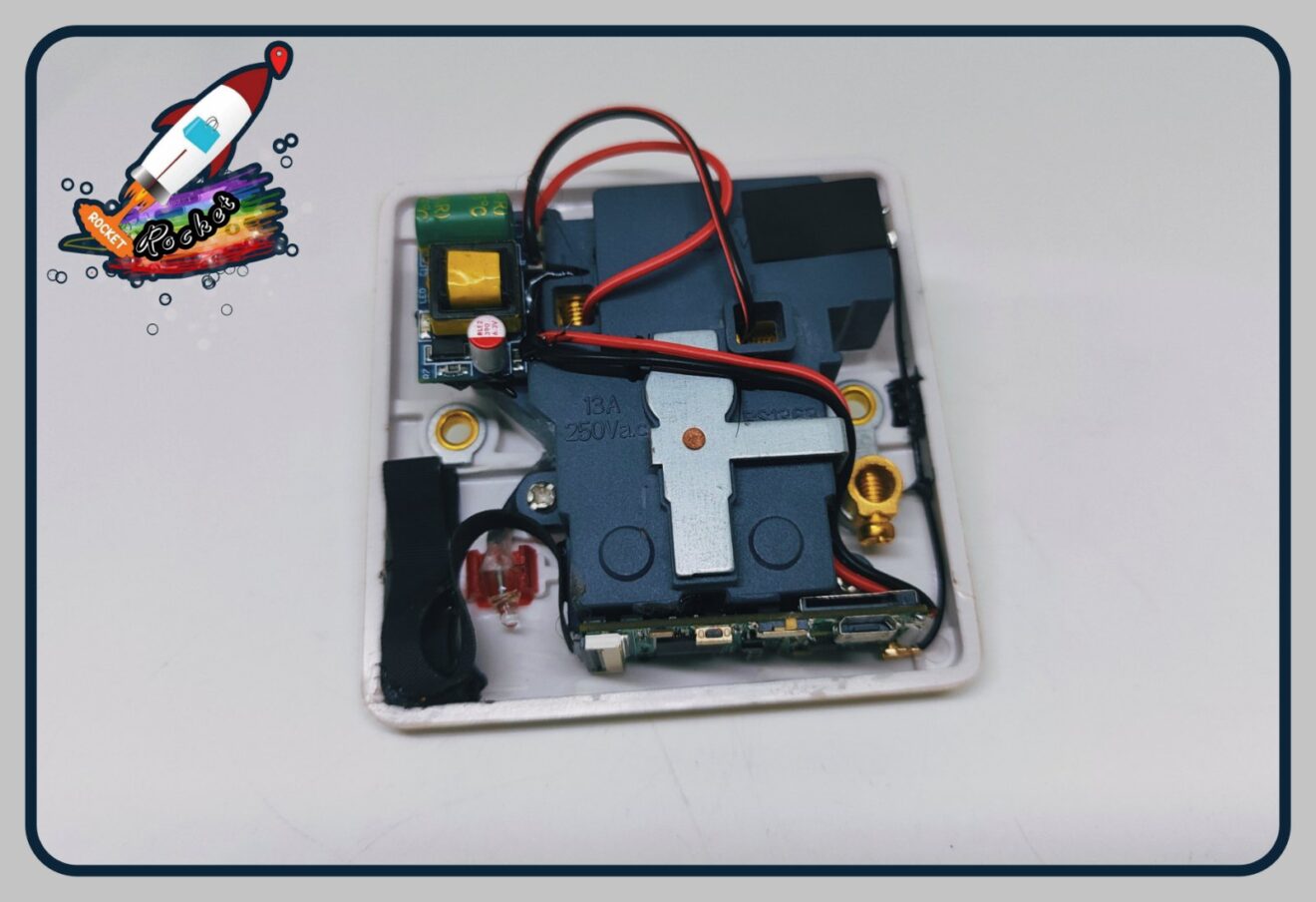 Wifi Wall Socket Camera – rocketmyanmar